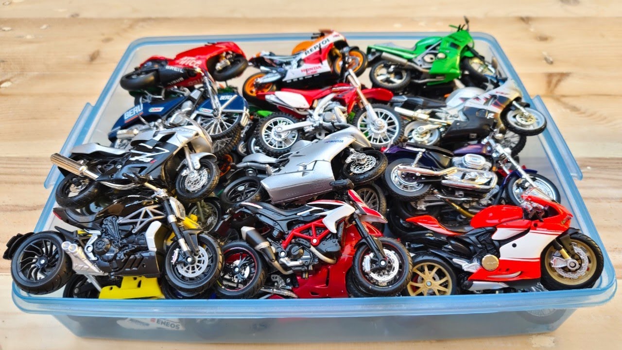Huge Collection of Various Model Motorcycles 1/18 Scale from the Box ...