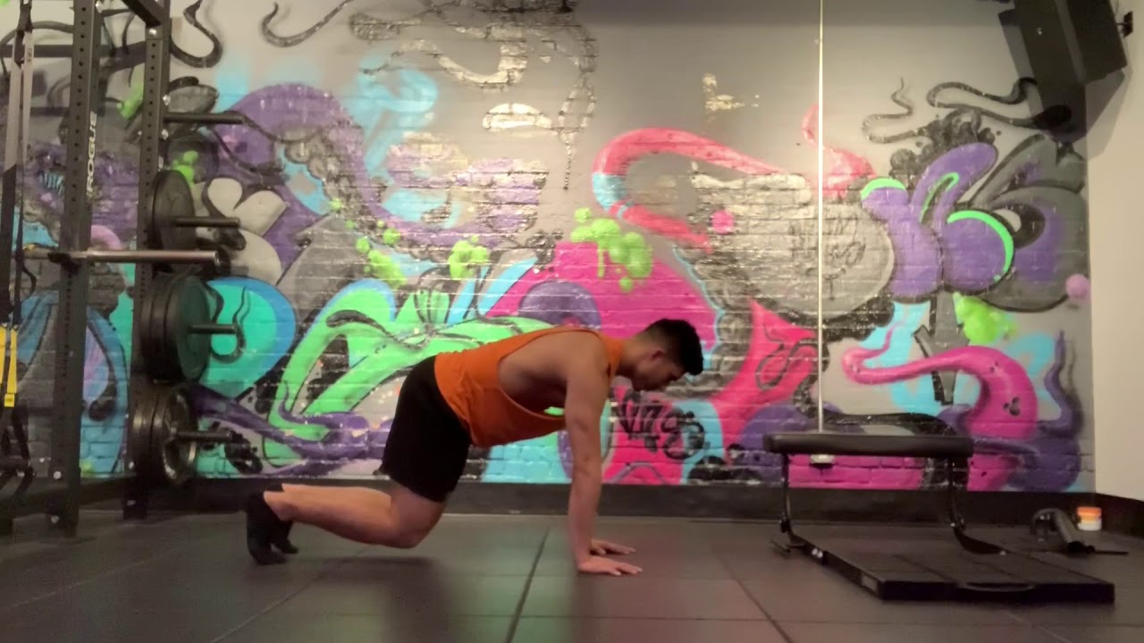 Bear Breathing / Bear Position Plank - YouTube