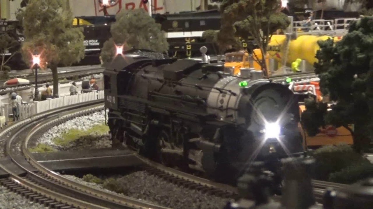 Lionel Legacy Boston and Maine Berkshire - YouTube