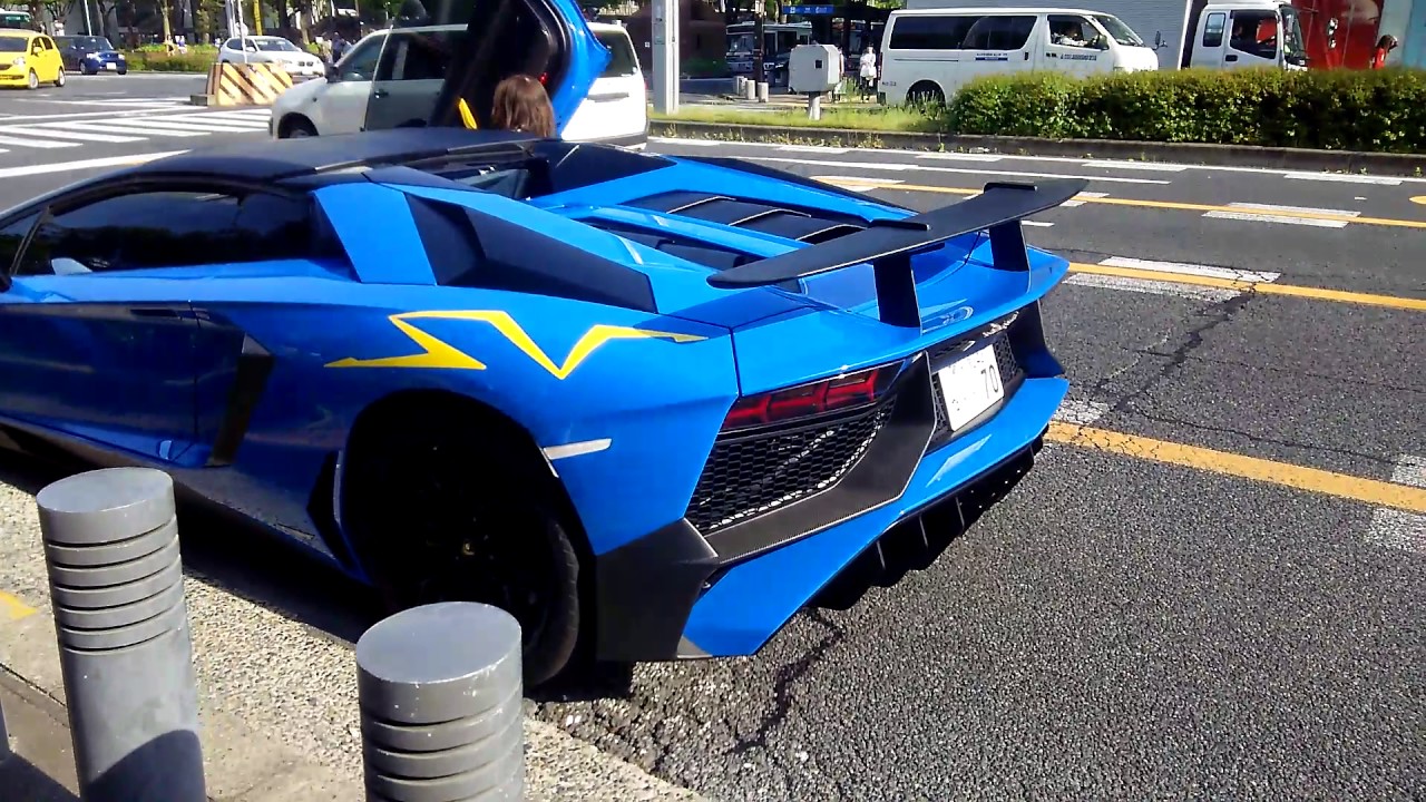 Lambo Aventador SV Roadster BLAST REVs & LAUNCH & ACCELERATION!!! - YouTube