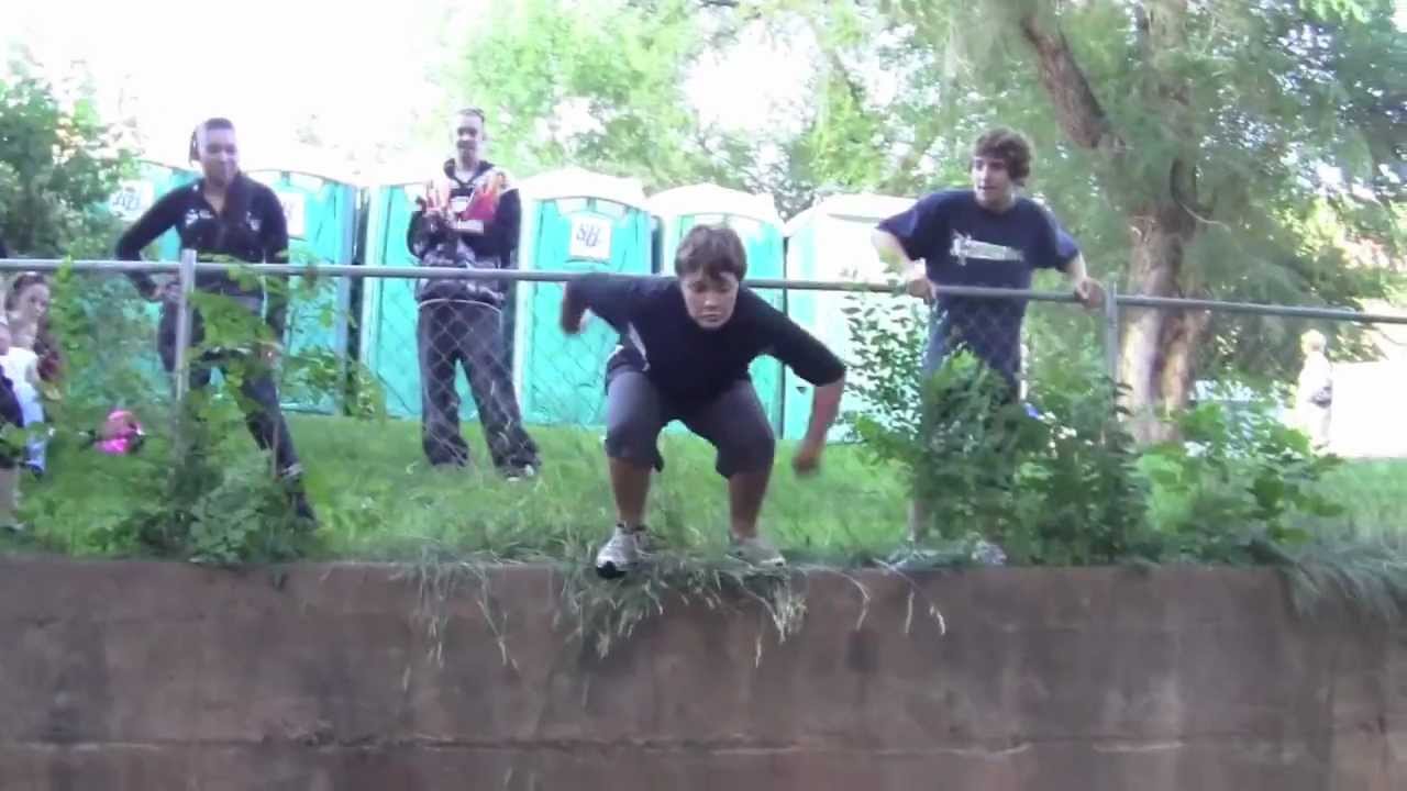 Jumping off a bridge EPIC FAIL - YouTube