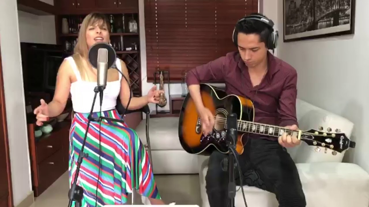 Depredador/ La Reina del Flow (Acústico) - Gelo Arango - YouTube