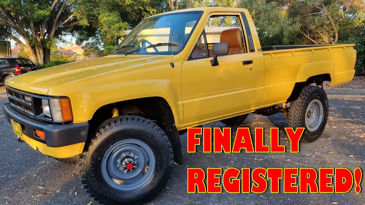 VINTAGE TOYOTA HILUX HITS THE ROAD - YouTube