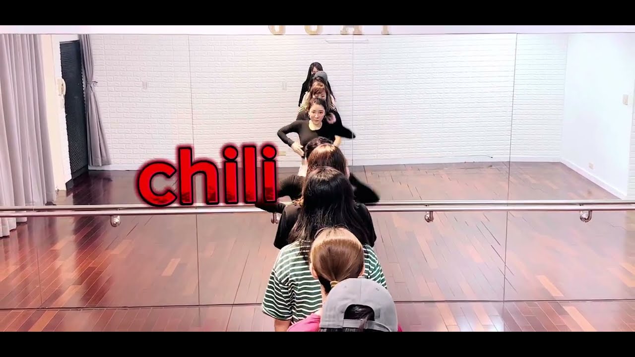 chili - street woman fighter 2 bebe version dance cover - YouTube