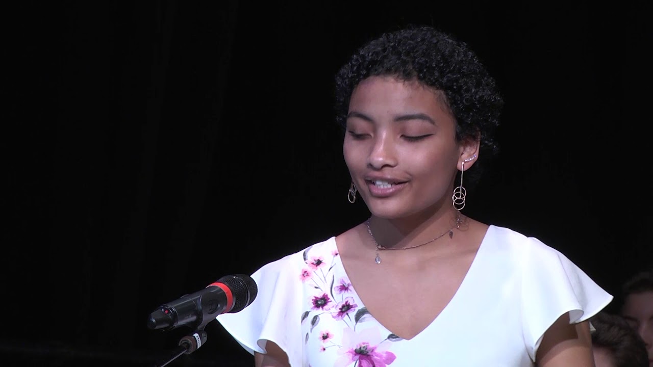 Graduation 2019 - Ariel R - YouTube