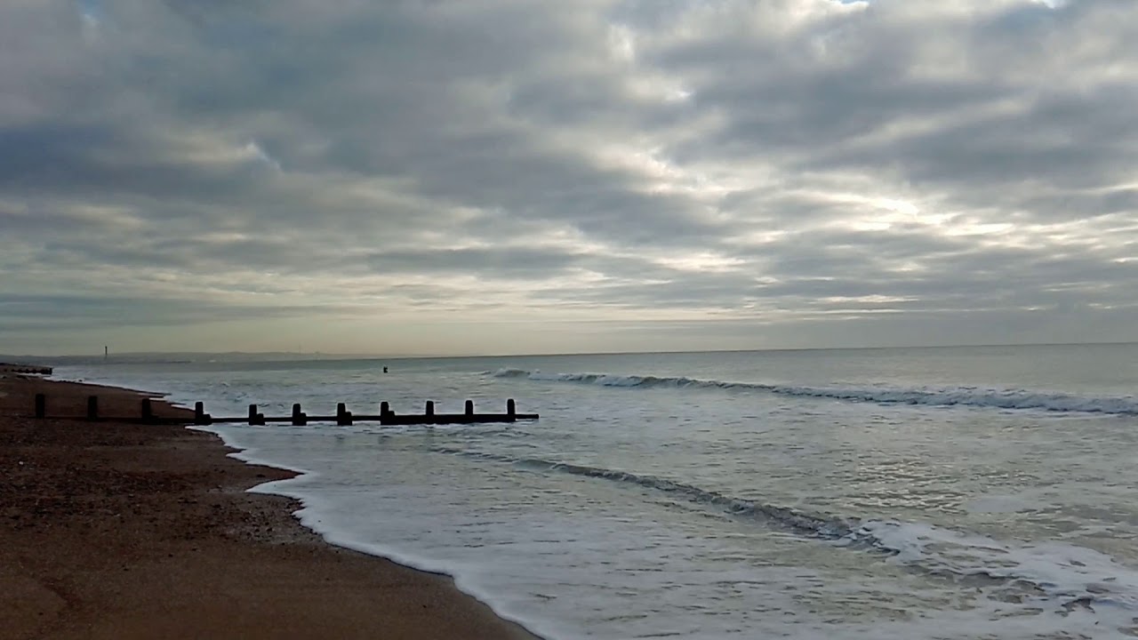 January 4th 2020 Lancing Beach - YouTube