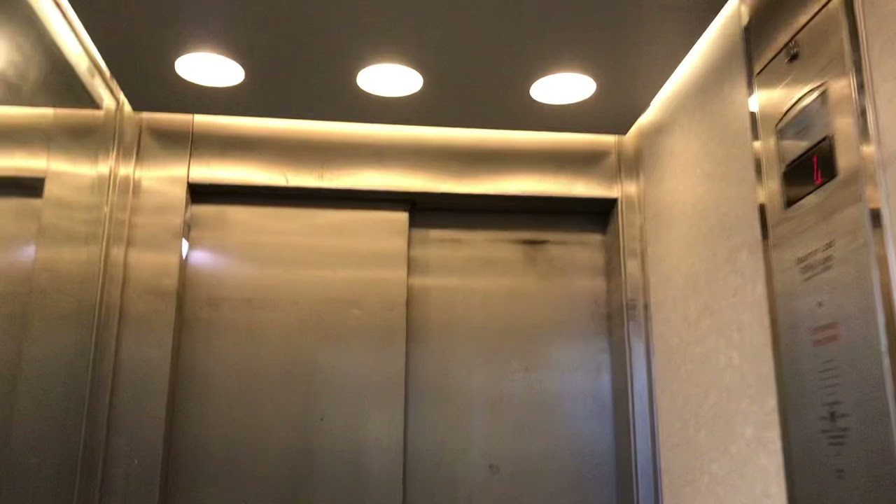 Stannah lift @ Sports Direct Manchester Arndale - YouTube