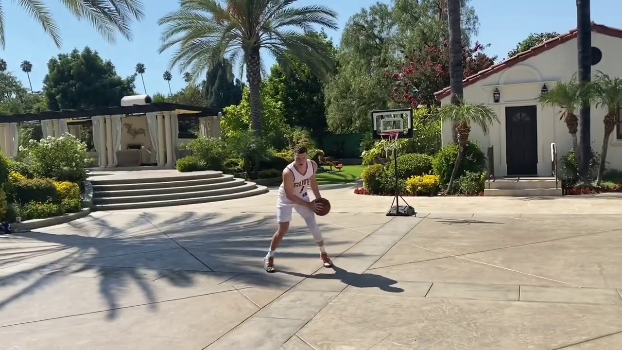 Devin Booker be Like - YouTube