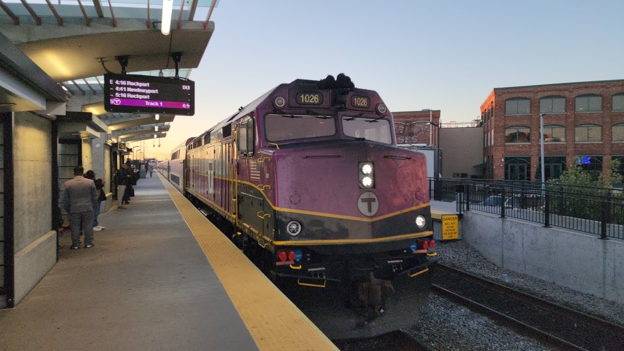 MBTA F40PH-3C #1026 Enters Chelsea Station and crosses Everett Avenue ...