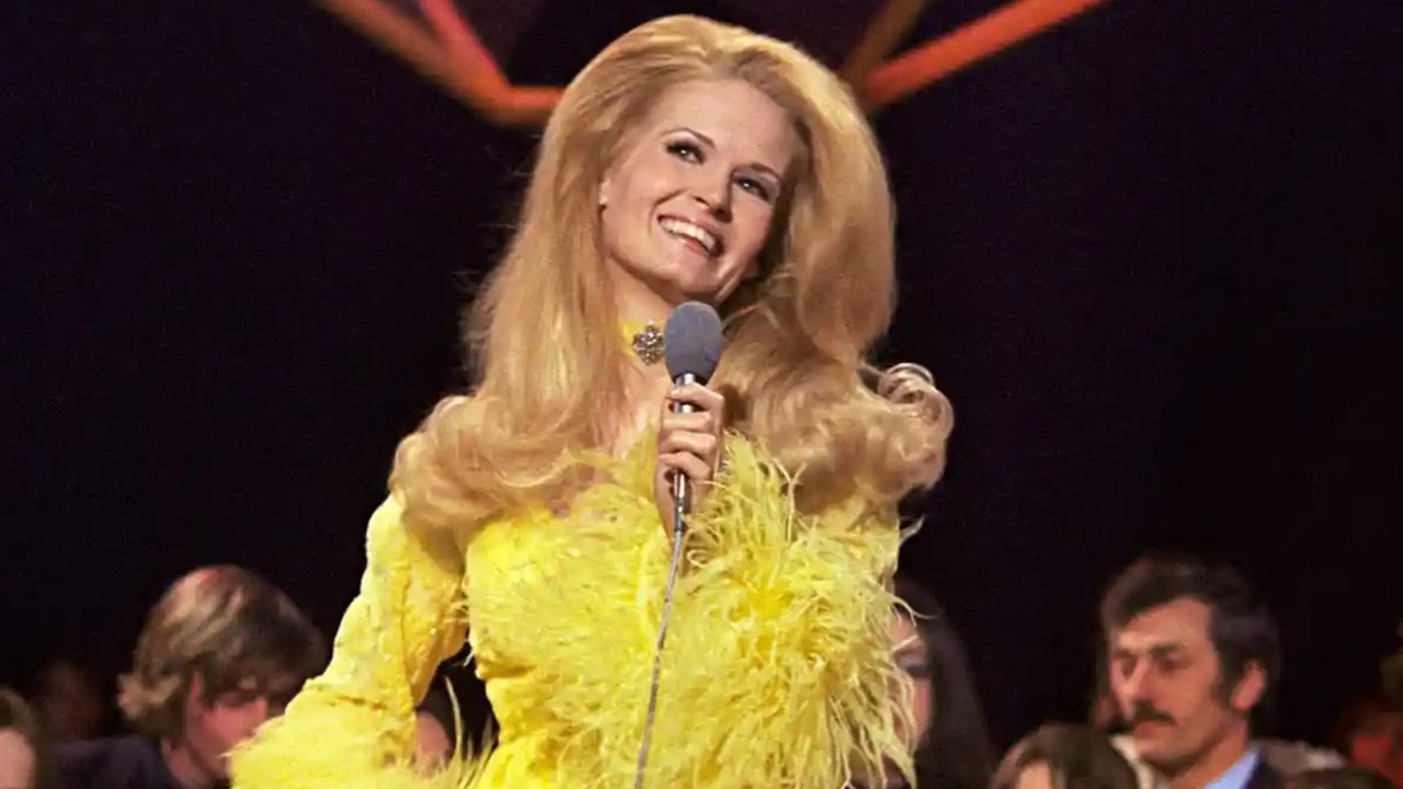 Nashville estate sale spotlights 'Rose Garden' singer Lynn Anderson