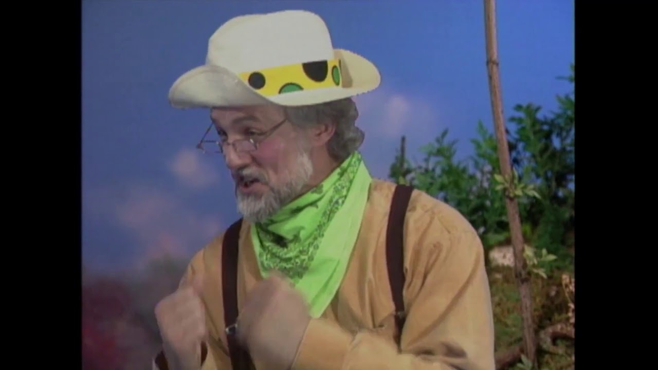 Pappyland (Episode 202) - Chucky Loses His Toothbrush - YouTube