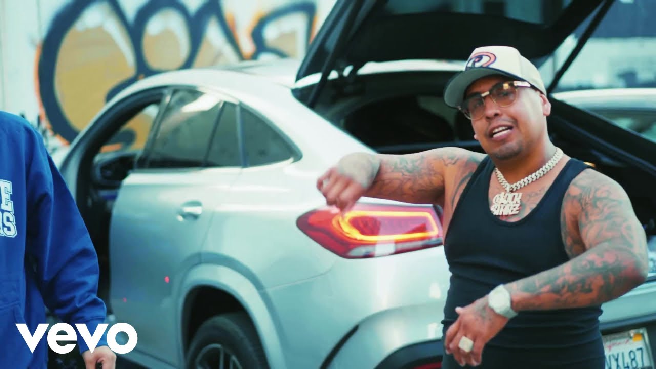 Doeboi909, CamDaGuapo - whoop (Official Music Video) - YouTube