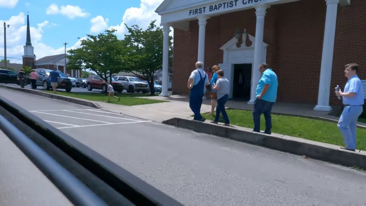 4K VIDEO DRIVING AROUND SMITHVILLE TN (POP 5,004) - YouTube