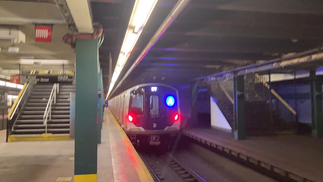 R211 (A) Train Departing Hoyt Street - YouTube