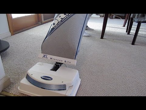 2004 Oreck XL2 (U3700HHA) Upright Vacuum Cleaner - YouTube