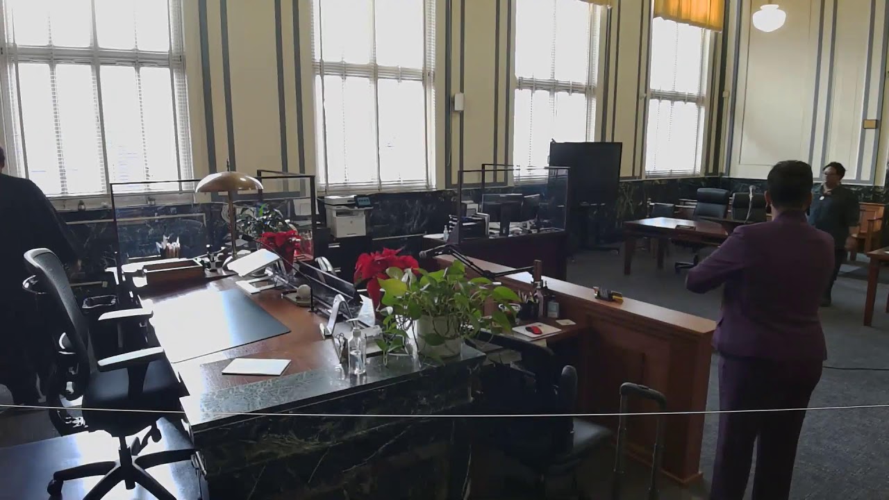 judge cross - YouTube