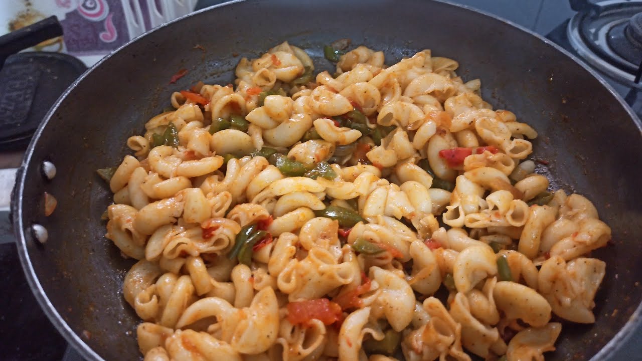 How to make Indian style mix veg macroni @tkkhurana5137 - YouTube