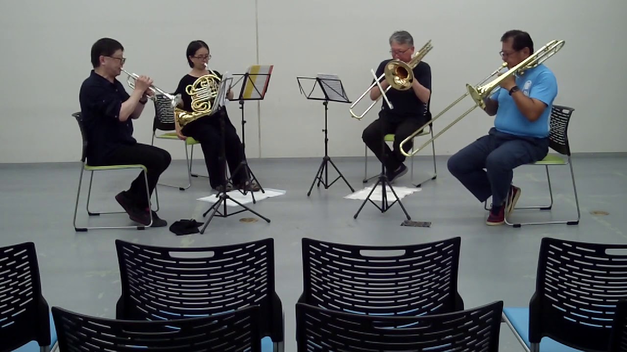 SUSATO THREE DANCES ⅡSalterelle （スザート：3つの舞曲 Ⅱ） - YouTube