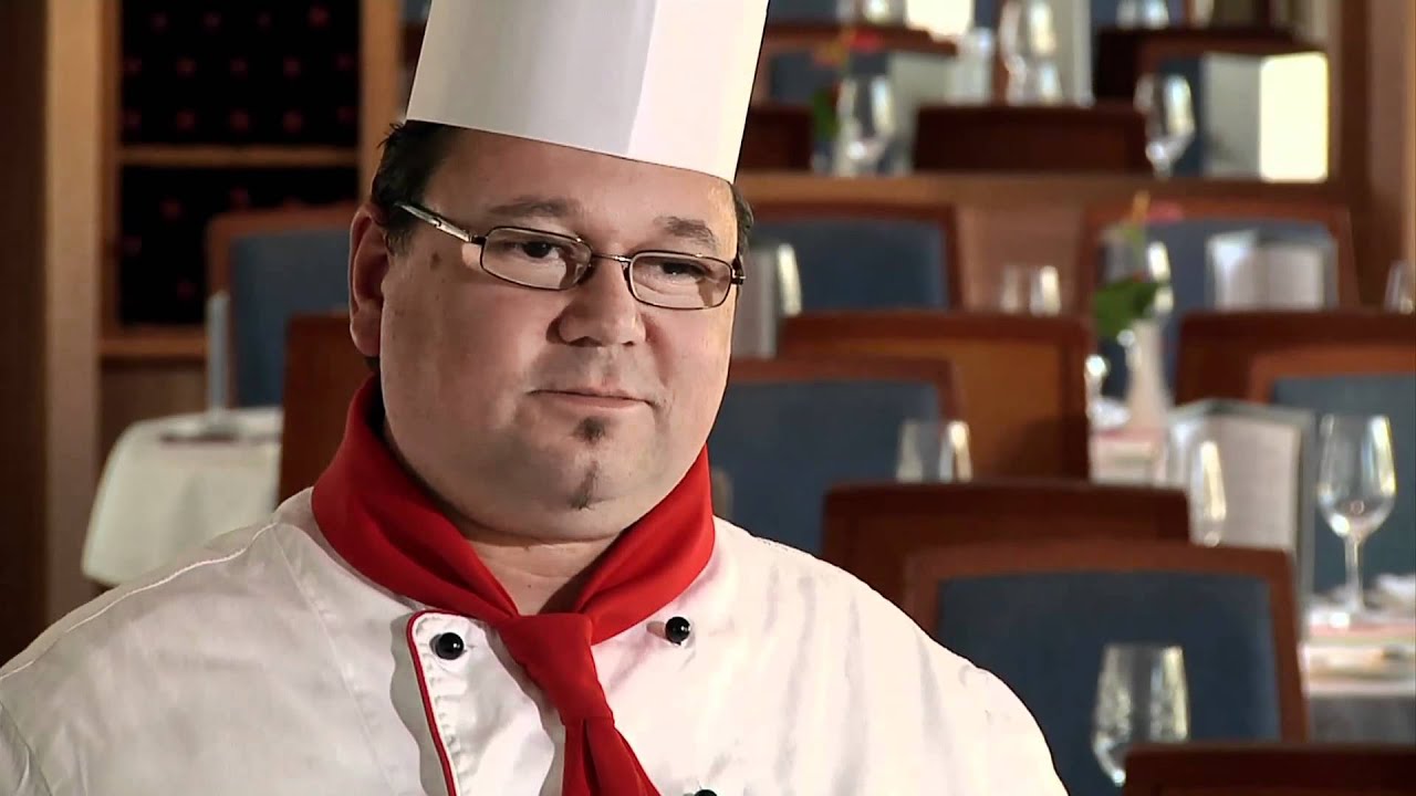 A Culinary Journey With Two of Vikings Own Executive Chefs - YouTube
