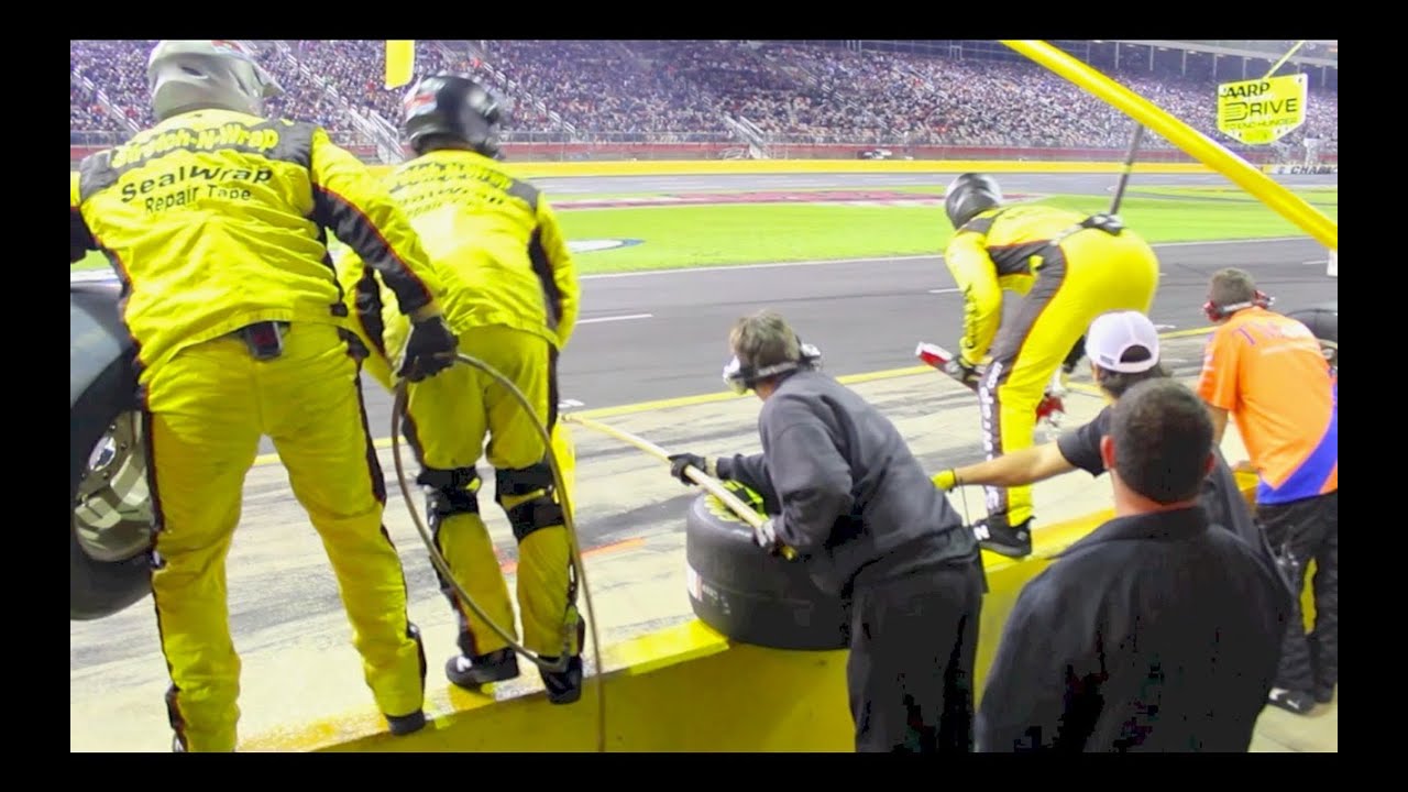 NASCAR PITS PIT ROW CHARLOTTE MOTOR SPEEDWAY BOA 500 STOCK CAR RACING ...