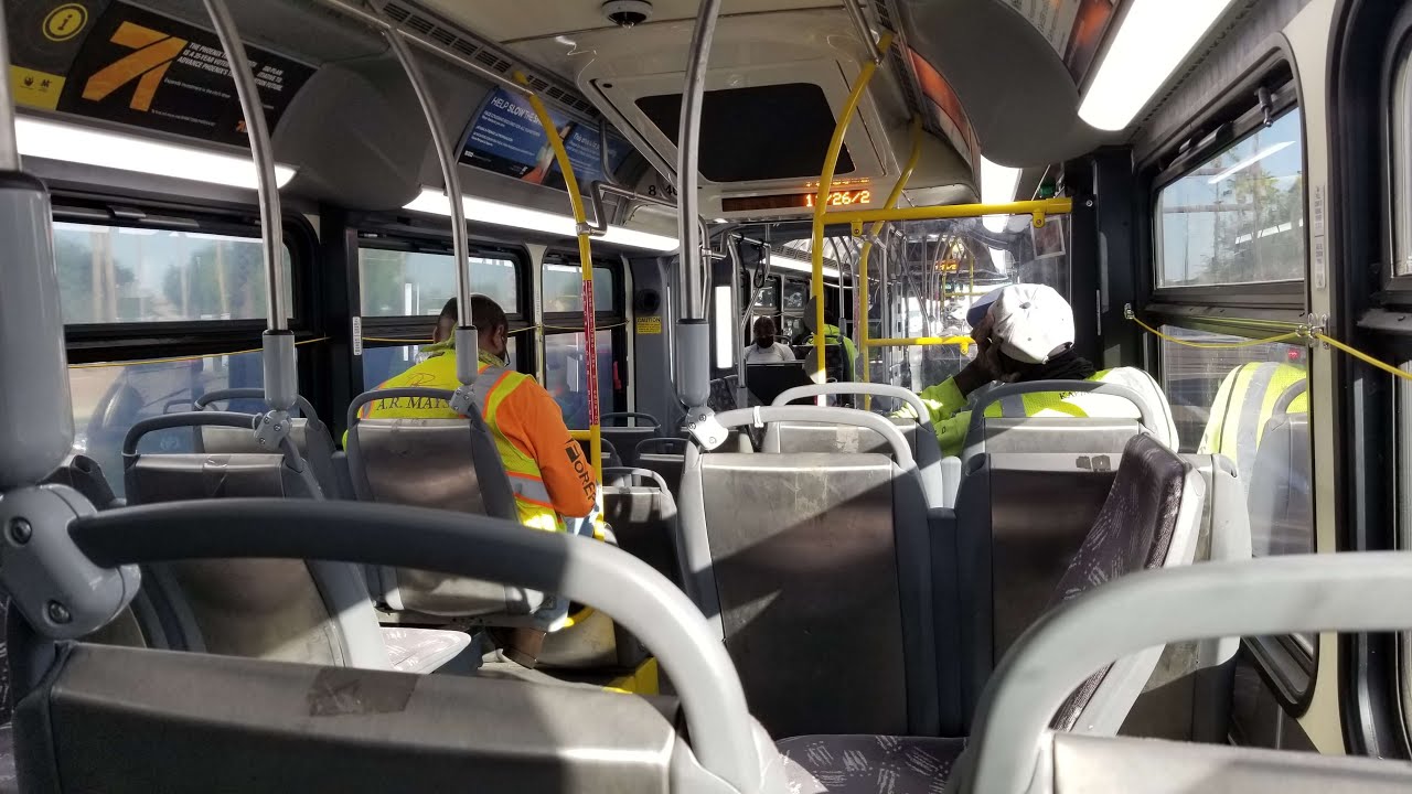 Valley Metro (Route 17) - 2020 New Flyer XD60 (8140) - YouTube