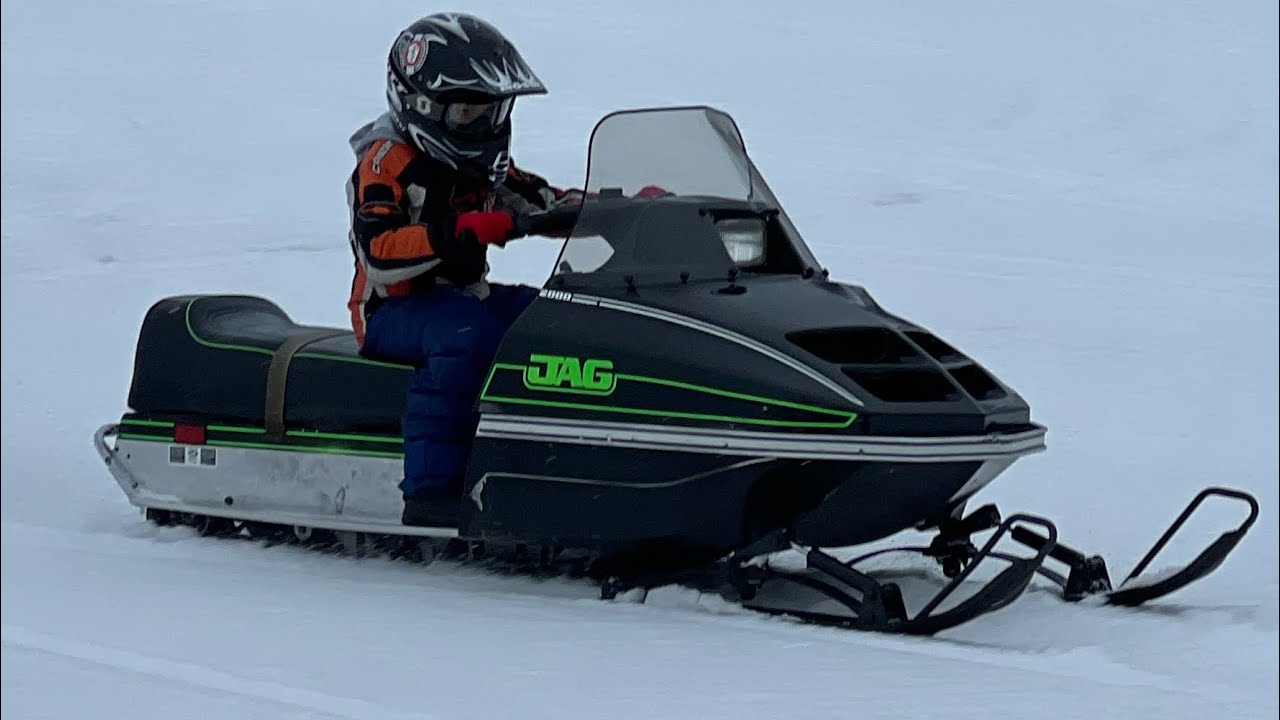 Charley on the 78 Jag 2000 - YouTube