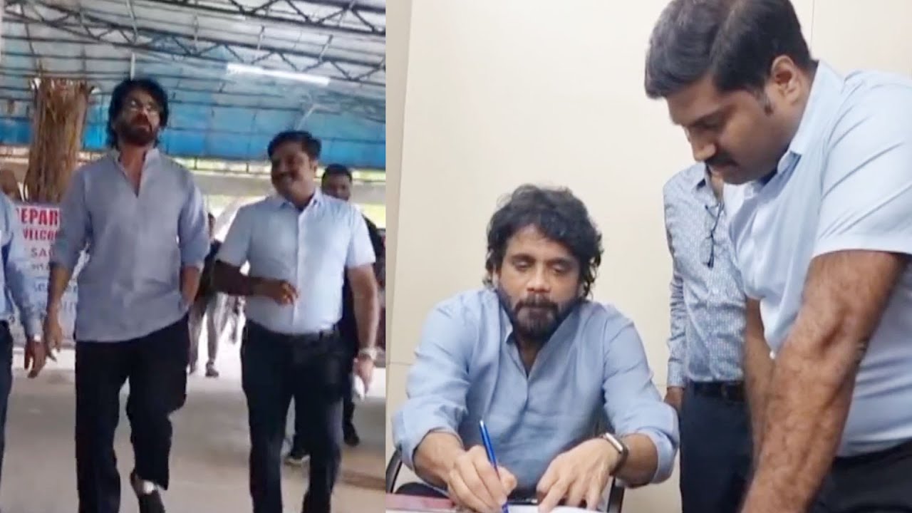 Akkineni Nagarjuna visits Khairatabad RTO Office || NTVENT - YouTube