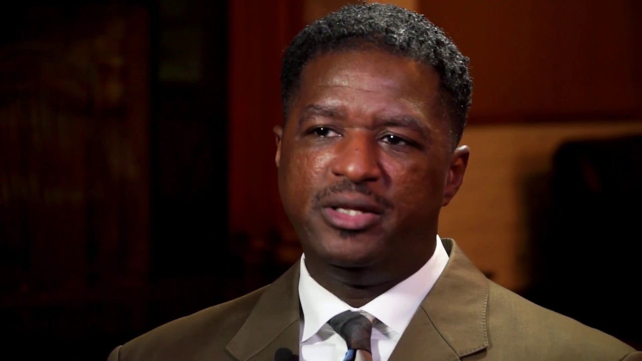 Saint Mary's College Distinguished Speaker Series: Anthony Muhammad ...