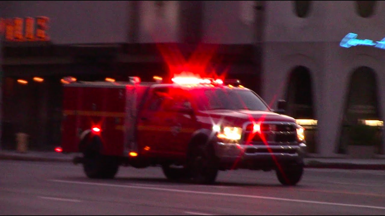 LACoFD Squad 8 Responding - YouTube