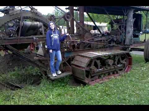 Rose Backs the Buckeye Traction Ditcher Out of the Road - YouTube