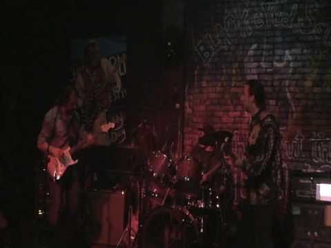 Andy Aledort : Dolly Dagger - YouTube