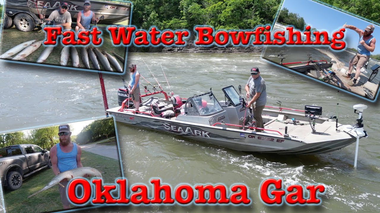 Oklahoma Bow fishing Gar in fast water. Bowfishing Longnose Gar with ...