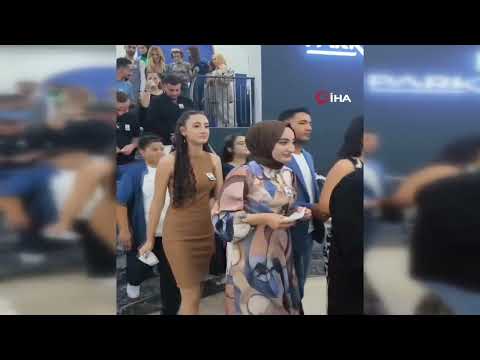 Elazığ'da düğünde damada cenaze töreni şakası