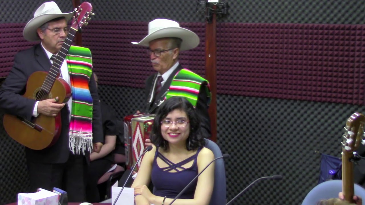 Adela Castro y el nacimiento de una gran locutora; Caín y Abel, Mi ...