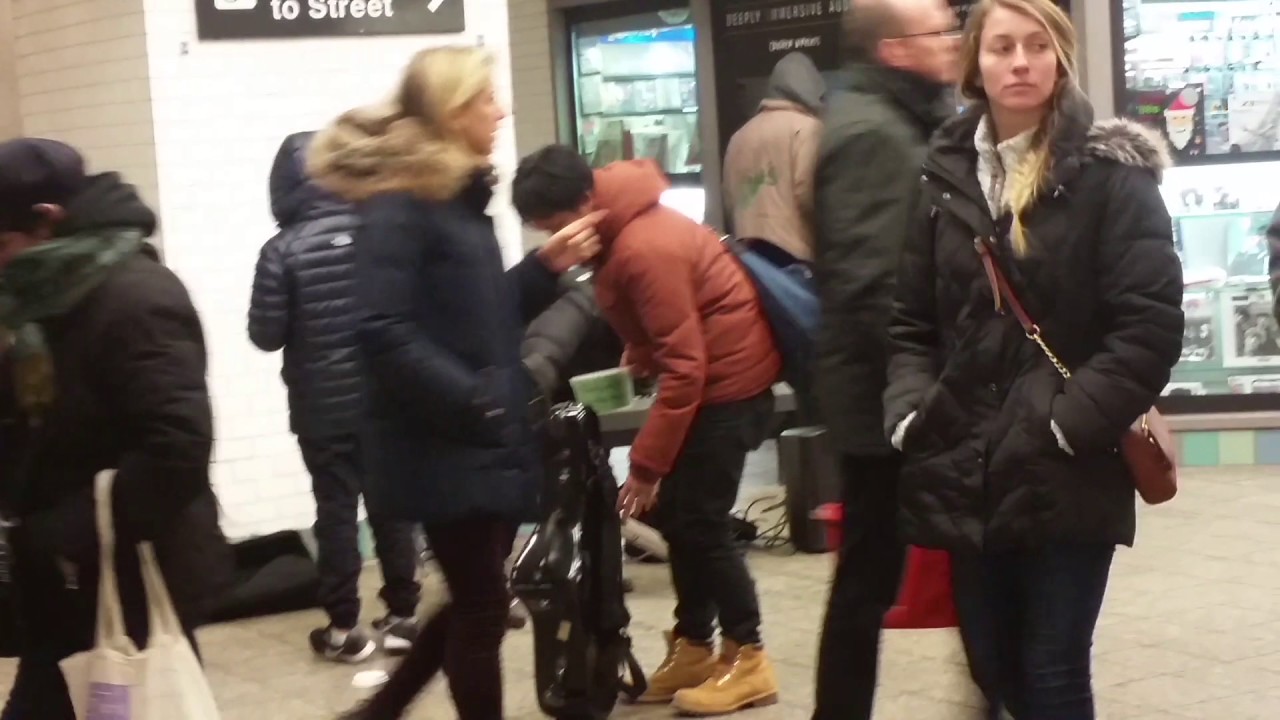 Groove Merchant leaves Jason Ruan enters - YouTube