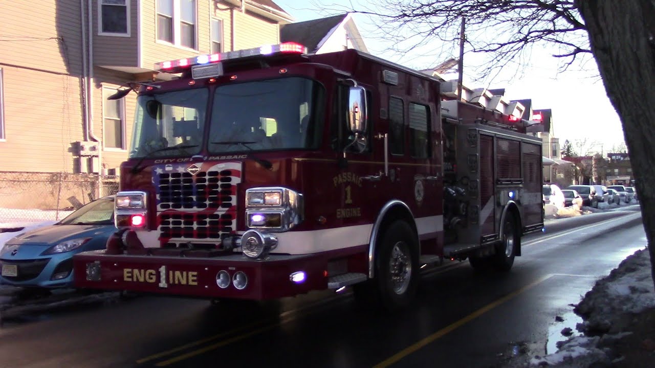 Passaic, NJ Fire Department Battalion 4, & Engine 1 Responding - YouTube