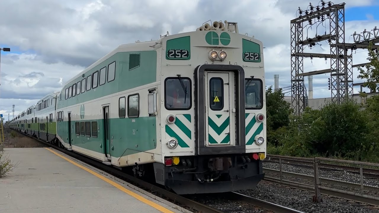 GO 1717 Bronte Go Station September 07, 2024 - YouTube