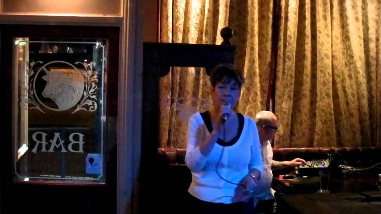 Linda Williams Singing O Mio Babbino Caro - YouTube