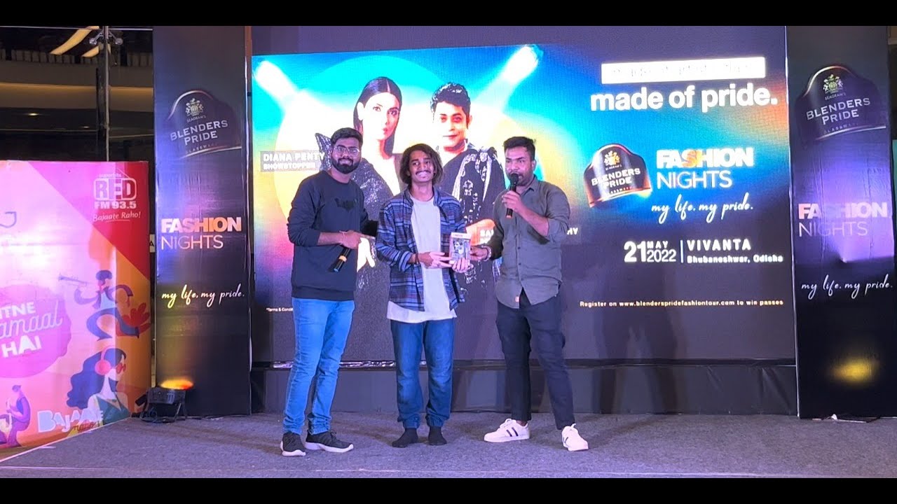 No One Expected This Dance (Esplanade Mall Bbsr ODISHA) Soulful dance ...