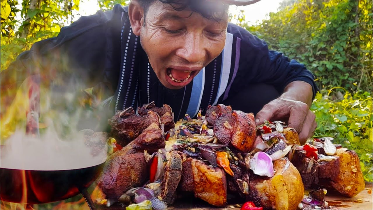 Pork Belly Crispy. Cooking and eating Pork Meat. - YouTube