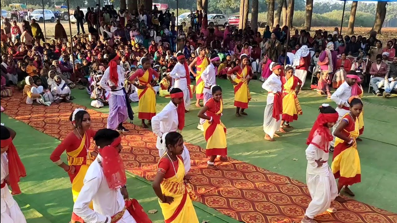 aa dongri ma re group dance/आ डोंगरी मा रे/samri school - YouTube