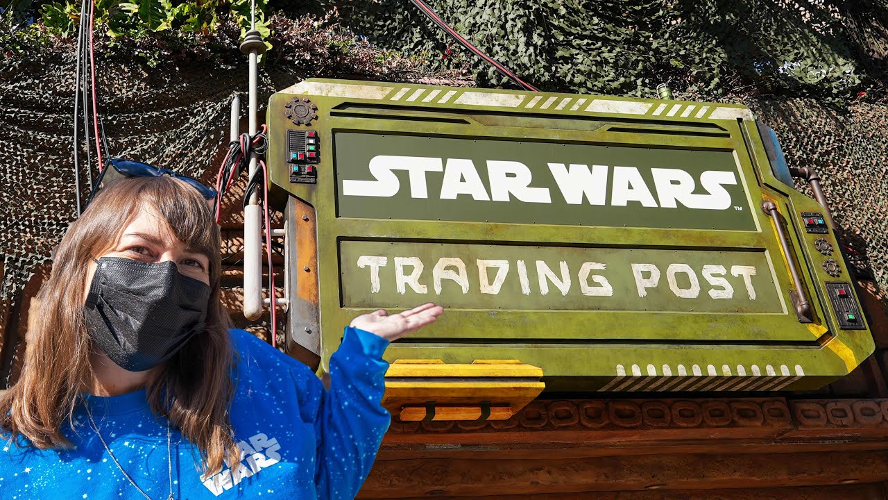 Inside Disneyland’s New Star Wars Resistance Base [Star Wars Trading ...