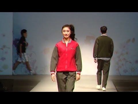 Beijing students dressed in school uniforms walk the runway. Take a look!