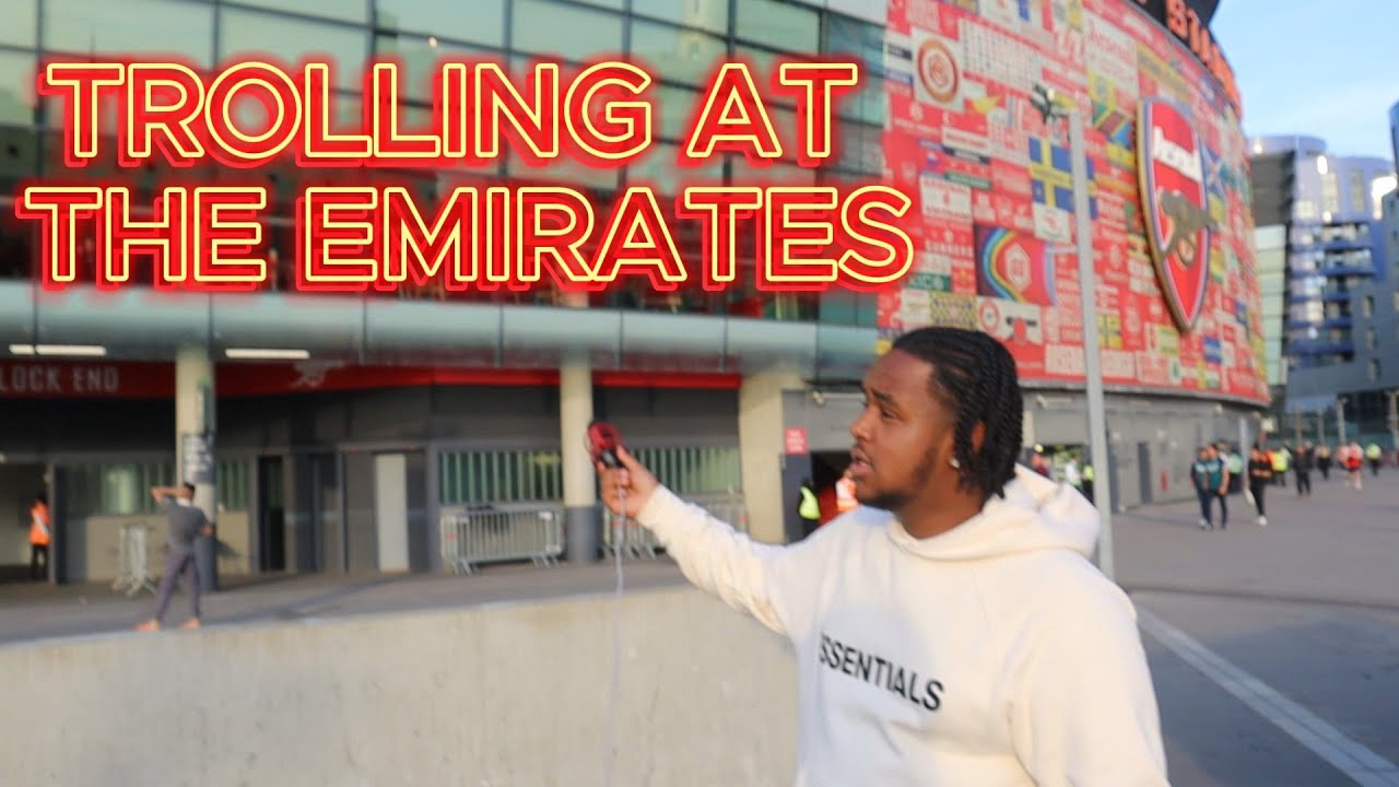 TROLLING ARSENAL FANS AT THE EMIRATES - YouTube
