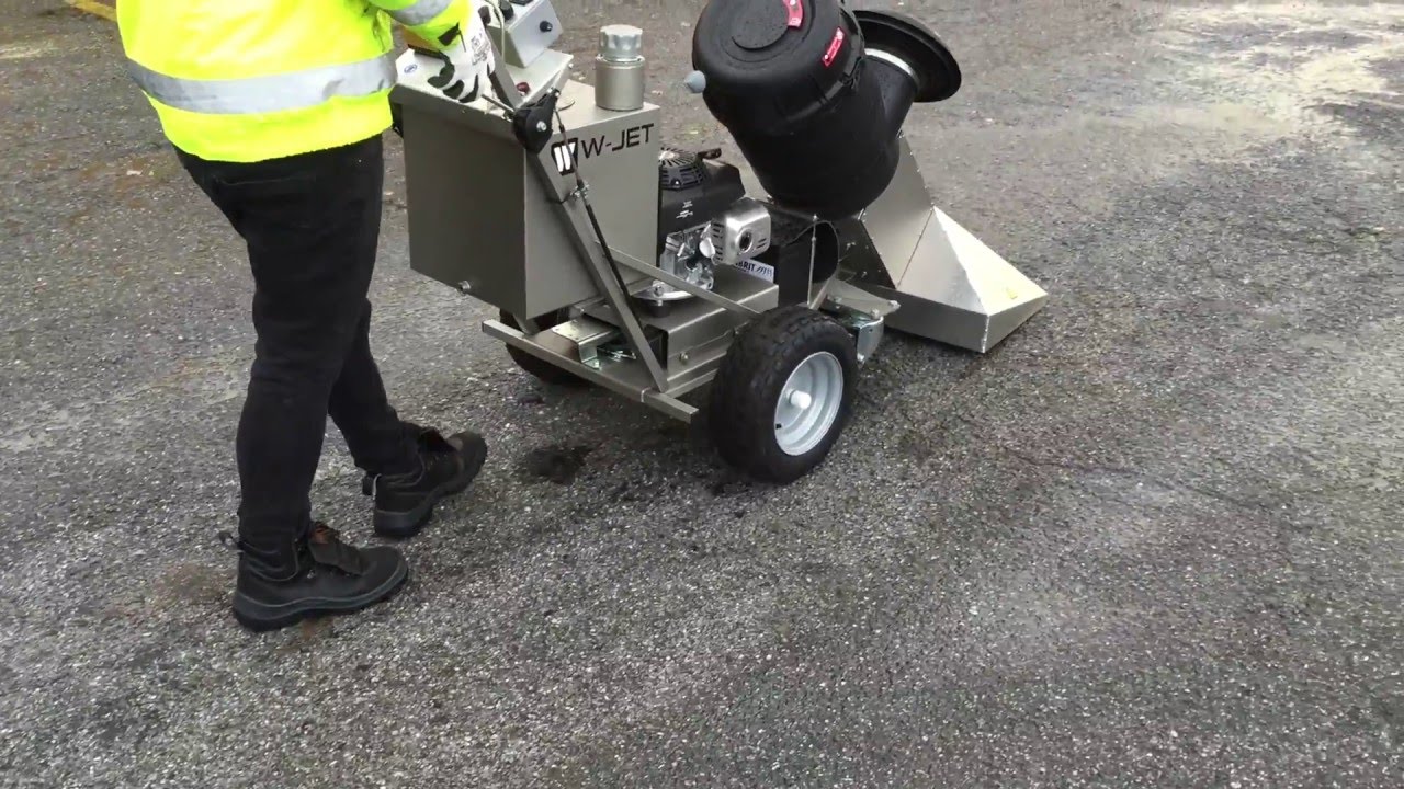 Road Dryer and Cleaner - W-JET - THE WASP - YouTube