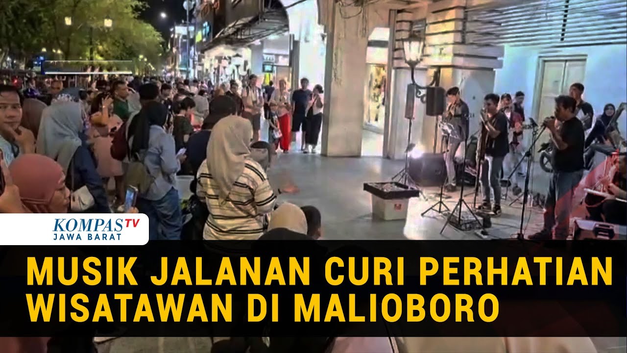 Mengintip Keramaian Wisata Malam di Malioboro, Musik Jalanan Curi ...