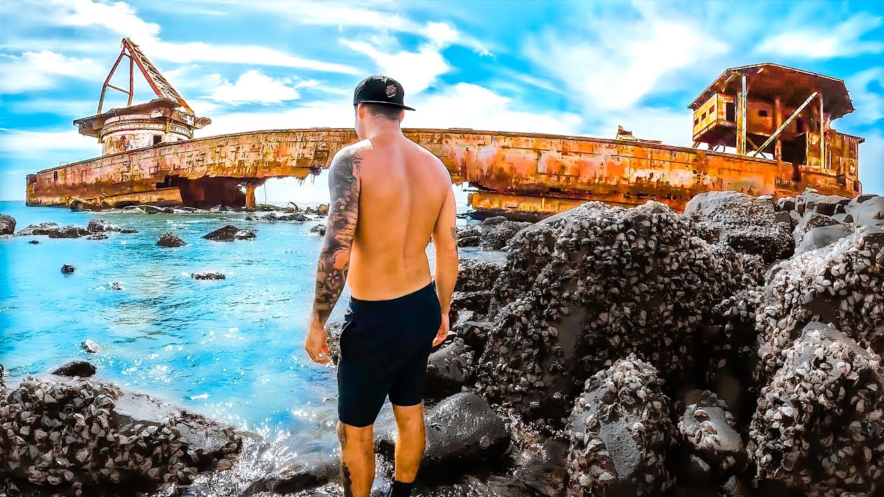 Can We Survive Shipwreck Island? - YouTube