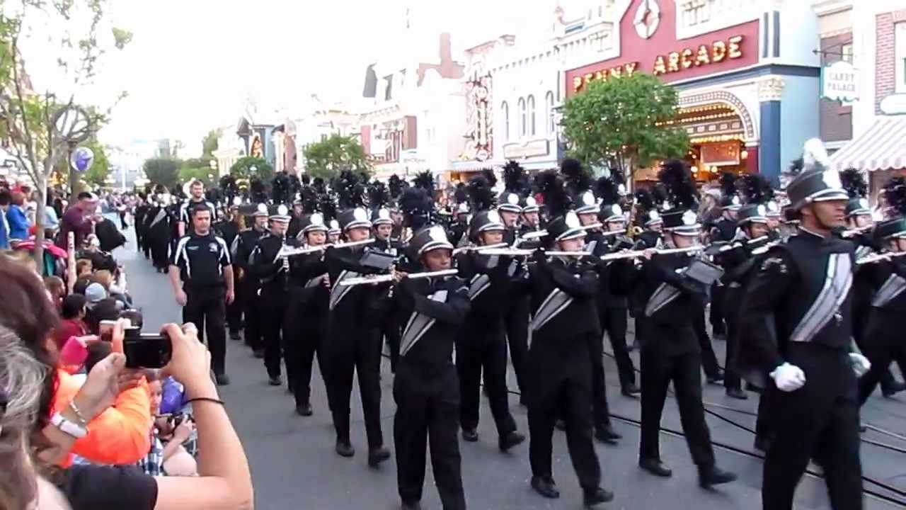 Steele Band in Disney Parade - YouTube
