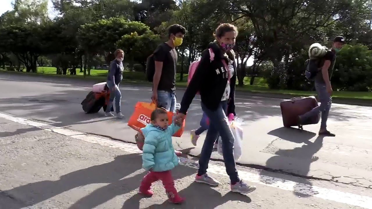 Homeless migrants make treacherous journey amid coronavirus pandemic ...