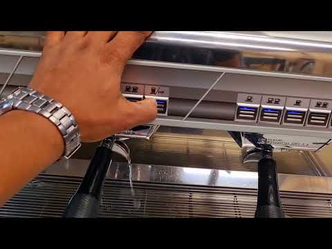 Nuova Simonelli Appia 2  3 group coffee machine.